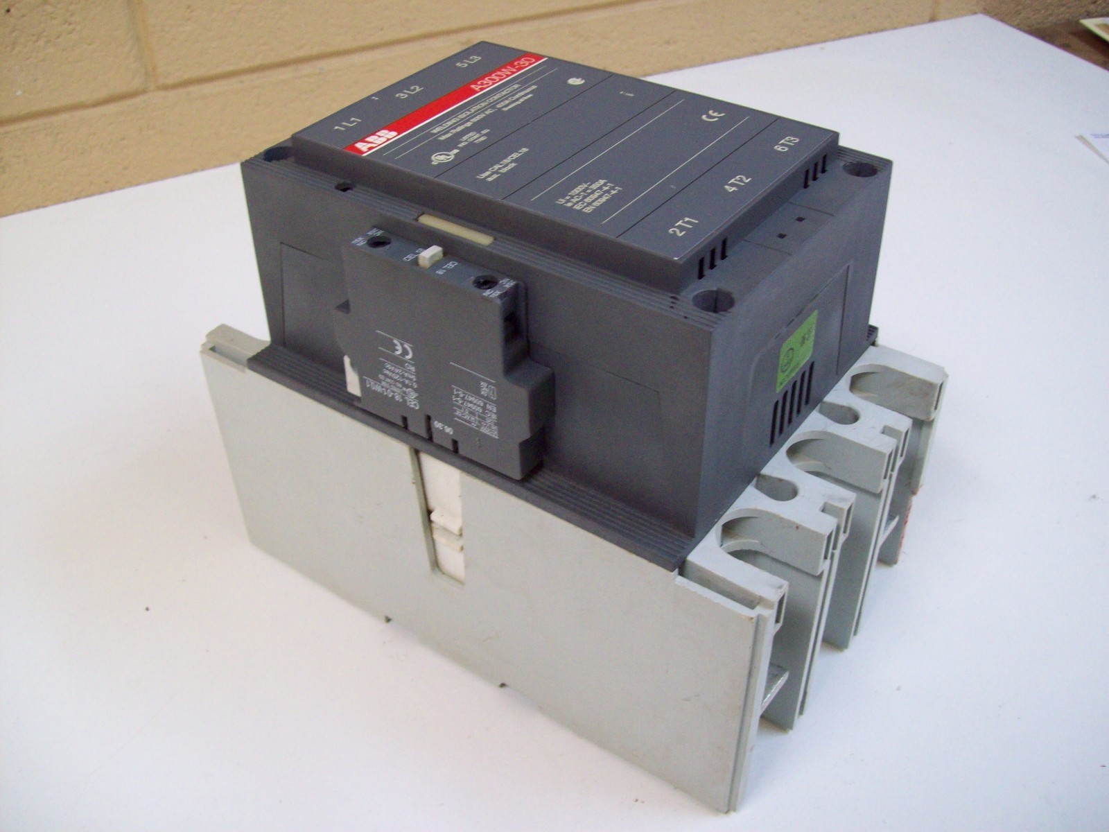 ABB A300W-30 Welding Isolation Contactor 400A 600VAC 3 POLE for sale ...