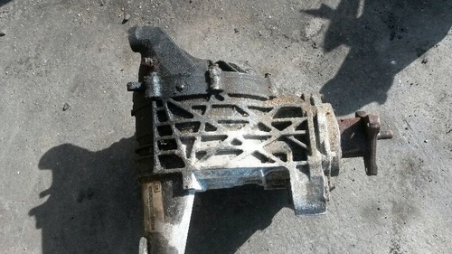 2005 2006 Cadillac SRX Rear Differential Carrier Assembly 3.90 Ratio ...