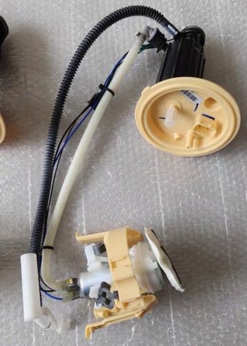 16147360640 Fuel Pump Module Assembly For Rolls Royce Phantom RR1 RR2 ...