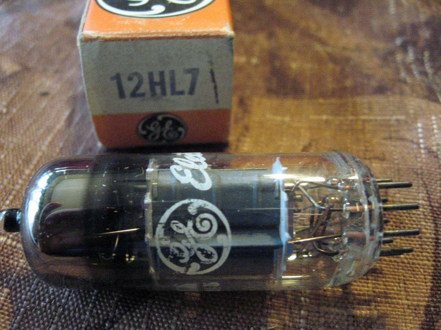 Vintage Radio TV Electron Vacuum Tube 9BR7 12HL7 12AQ5 13DR7 12AL5 ...