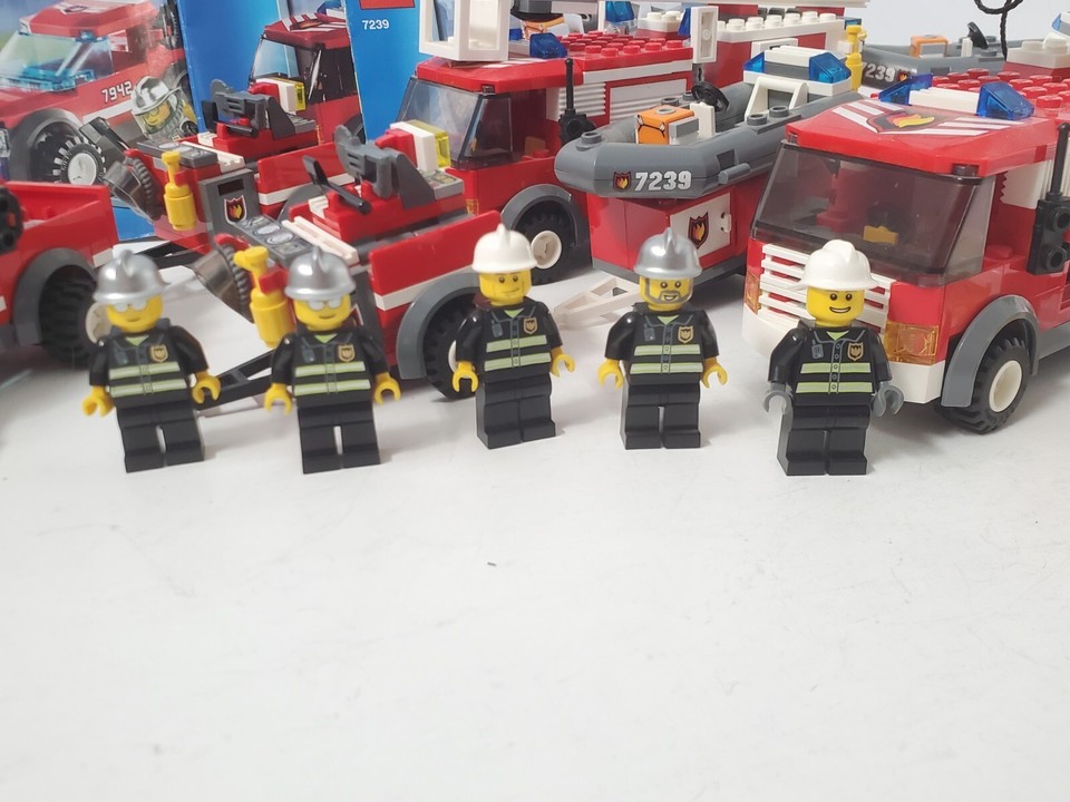 Lego 7239 7942 City Sets Fire Truck Off Road Rescue Firefighter w ...