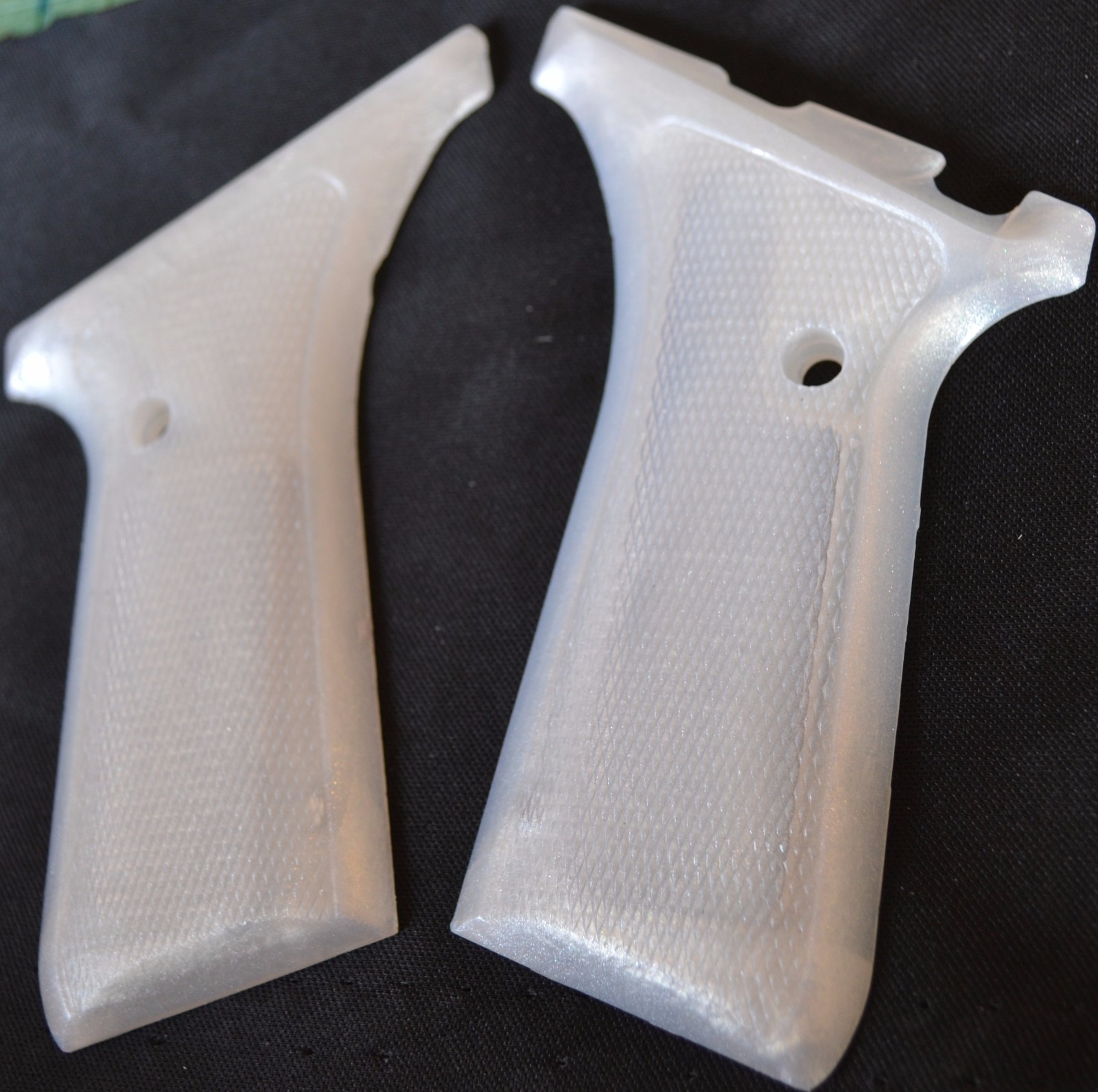 Browning Buckmark UFX pistol grips pearl white plastic | eBay