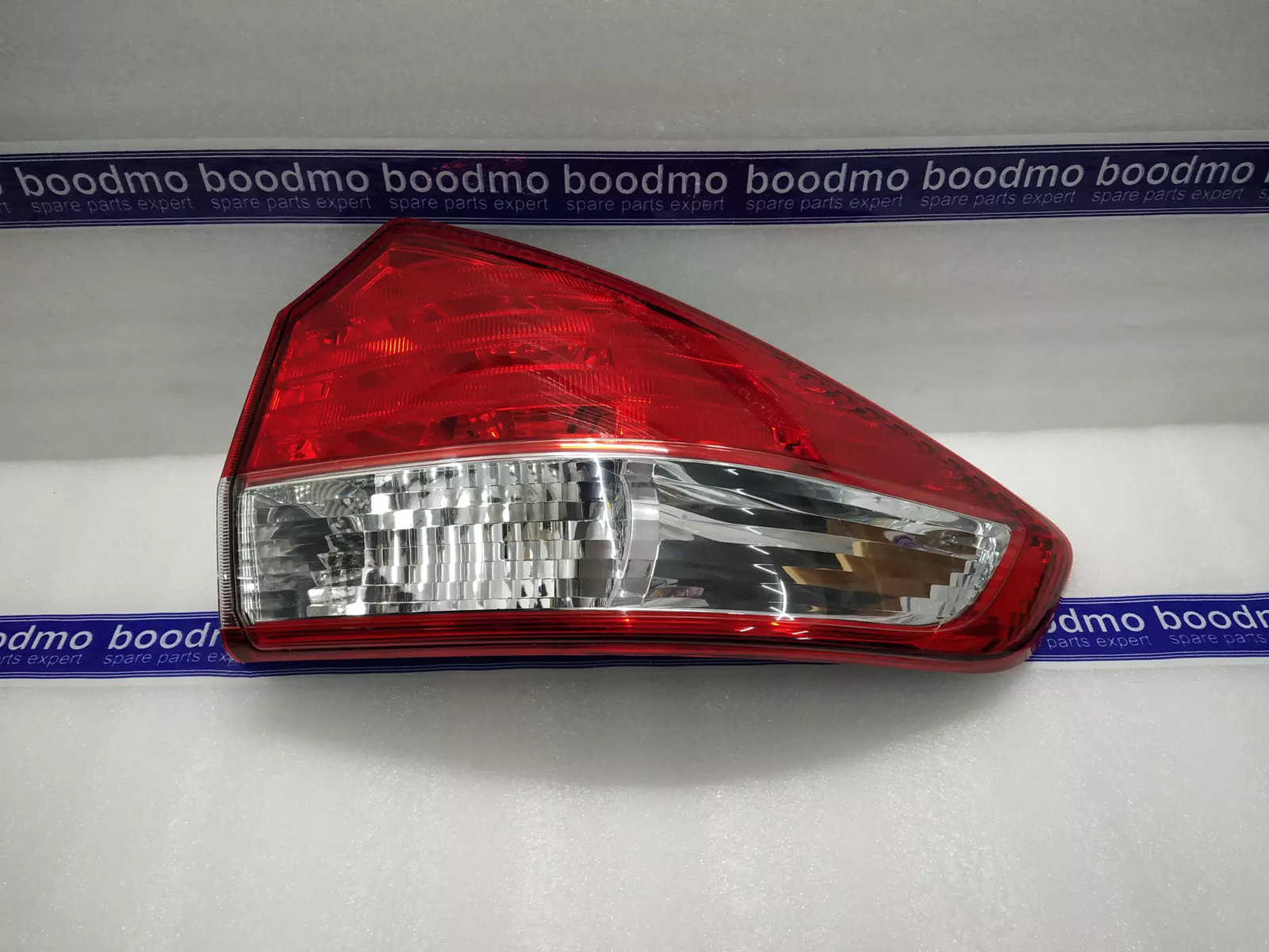 35650M79M00 Genuine Suzuki Lamp Unit RR Comb RH 35650-m79m0-0 for sale ...