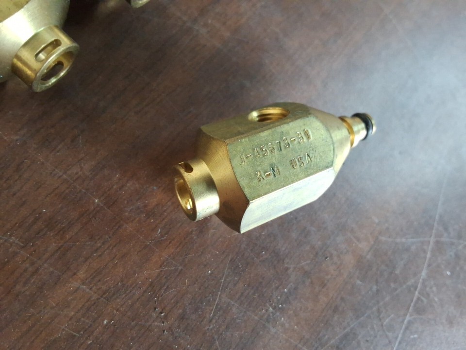 Kent Moore J-45873-30 Duramax 6.6l Diesel Injector Flow Test Adapter ...