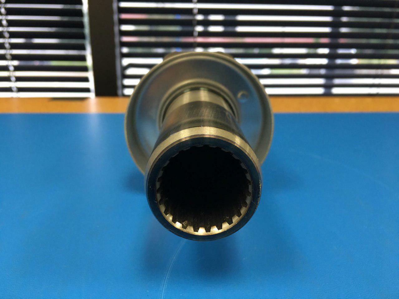 37302-24010 Toyota Yoke sub-assy, universal joint sleeve 3730224010 ...