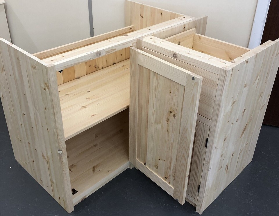 Traditional Style Corner Return Kitchen Cabinet 1000mm (To 1100mm) Wide ...