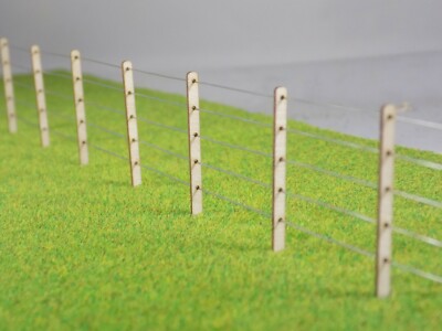 Post & Wire 5ft Lineside Fencing O gauge 1:43 fence kit - 64 posts ...
