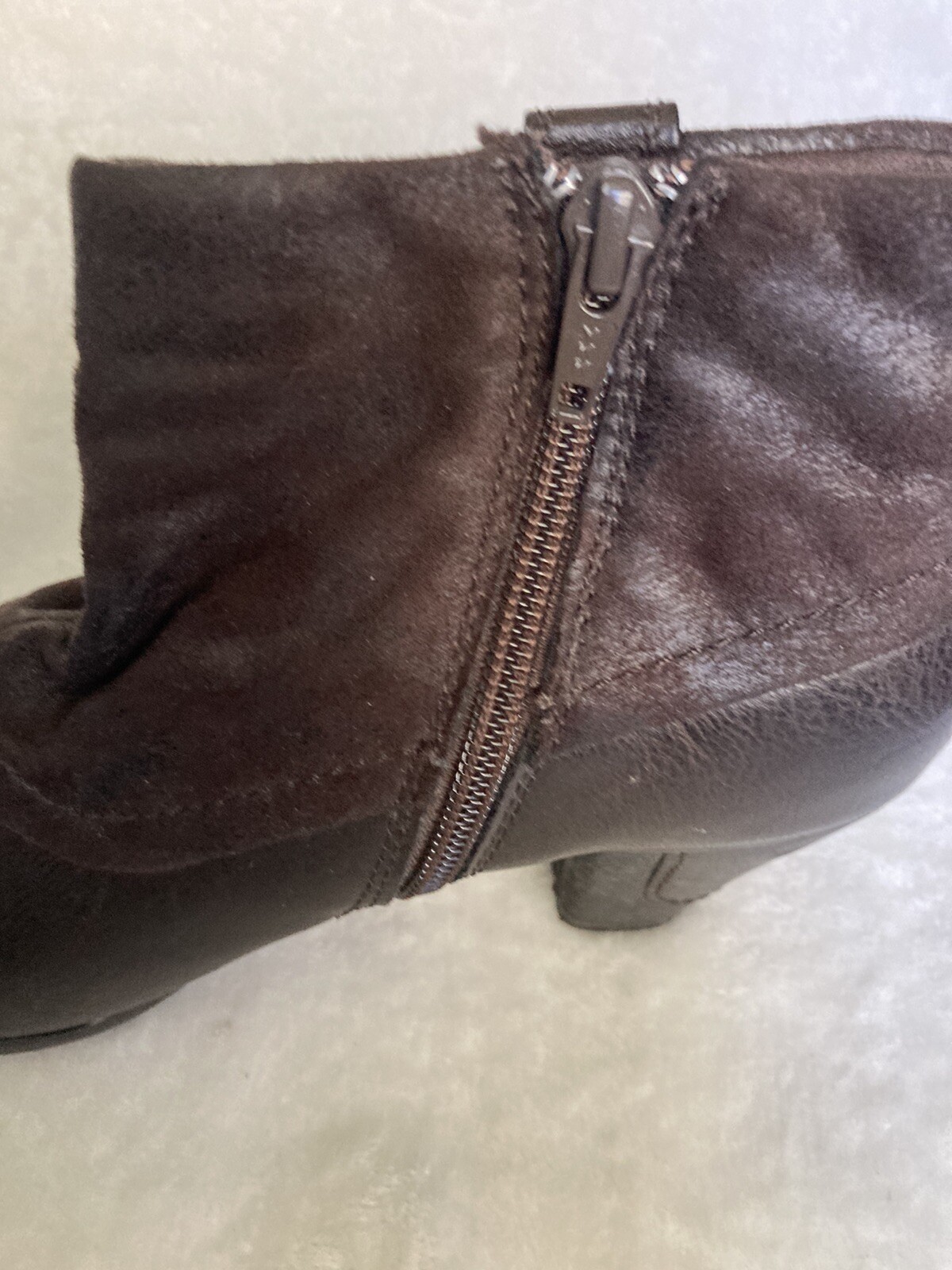 womens BARE TRAPS ankle boots brown 7.5 side buckle zipper heels Zip Up ...