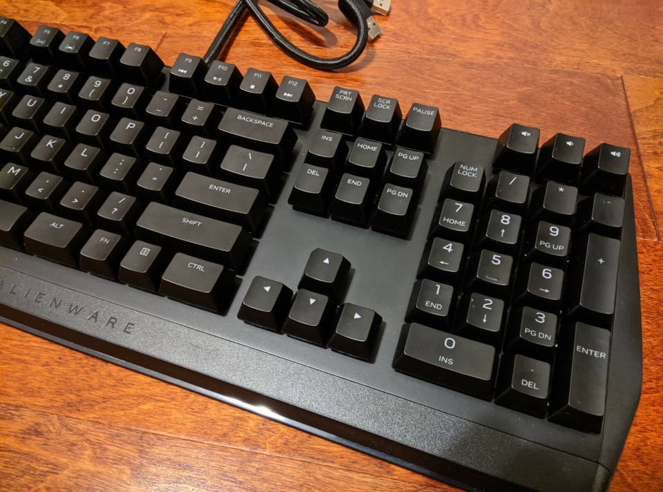 Alienware AW310K Mechanical Gaming Keyboard Cherry Mx Red Switches ...