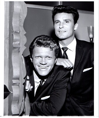JEREMY SLATE & KEITH LARSEN 1960 The Aquanauts CBS-TV Orig. TV Still ...
