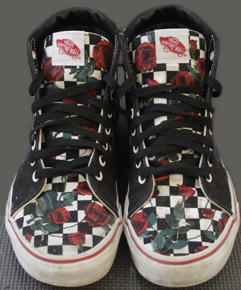 VANS High Top Roses Skater Shoes Men’s Size US 8.5 UK 7.5 EUR 41, Black ...