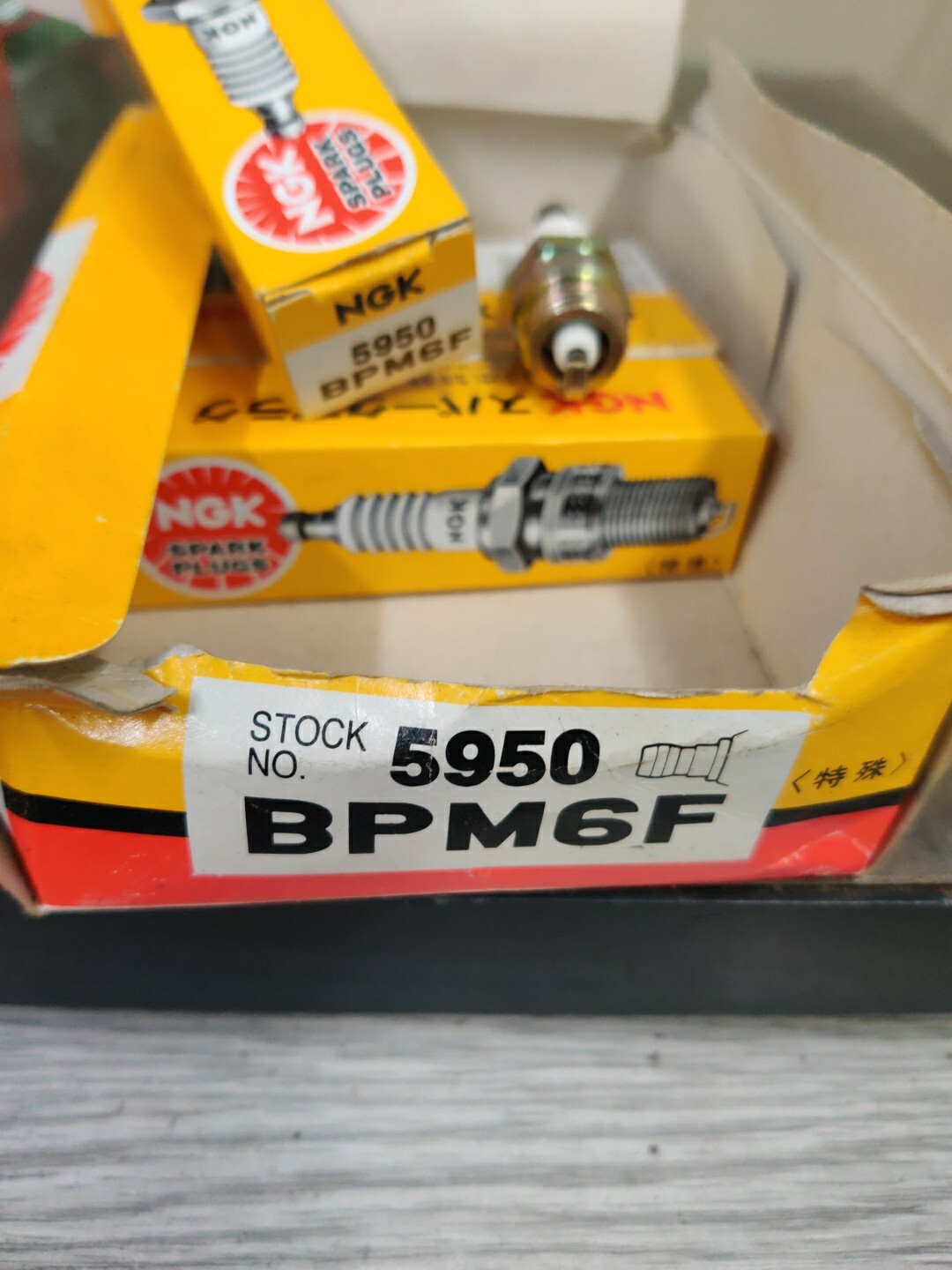 4 X NEW NGK SPARK PLUG Sparkplug BPM6F BPM6-F Stock No 5950 | eBay
