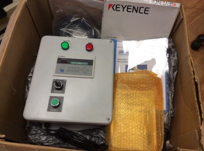 KEYENCE BL-1300 LASER BAR CODE READER W/ DV-90 CONTROLLER FOR SL-1500 ...