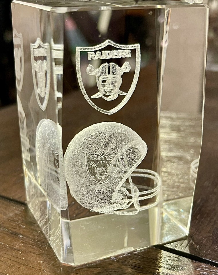 NFL Las Vegas Raiders 3D Laser Etching Helmet & Logo Crystal ...