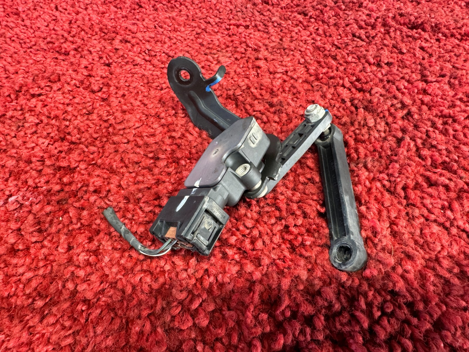 BMW F48 G01 G02 F15 F16 REAR LEFT SIDE HEIGHT LEVEL SUSPENSION SENSOR ...