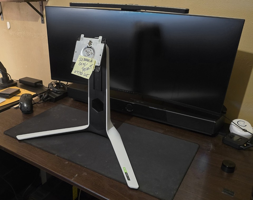 Alienware AW3821DW 38" Curved Gaming Monitor - w/ Dell MSA20 Monitor ...