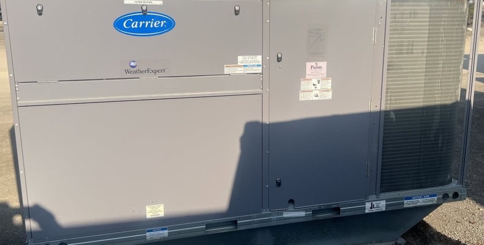 Lightly Used 8.5 Ton Carrier Rooftop Unit Gas 208-230v-3ph M ...
