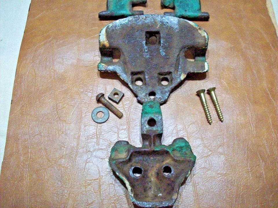 ANTIQUE PRIMATIVE CAST IRON CAT HEAD GATE LOCK 1895 | eBay