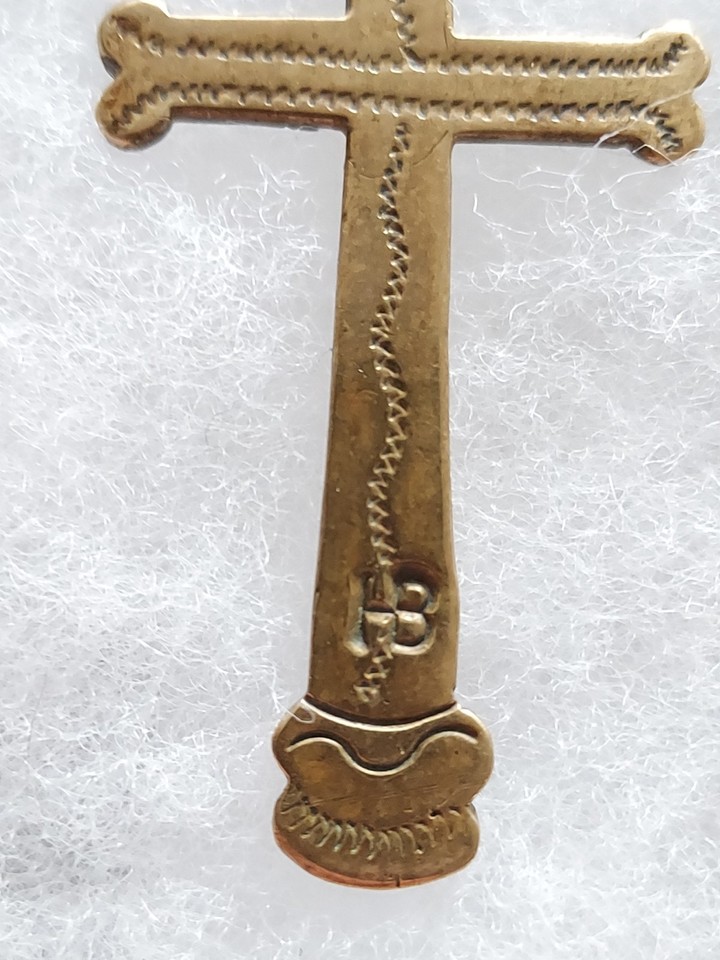 HUDSON BAY TRADE SILVER GORGET "HB" FUR TRADE CROSS BEAVER NECKLACE ...