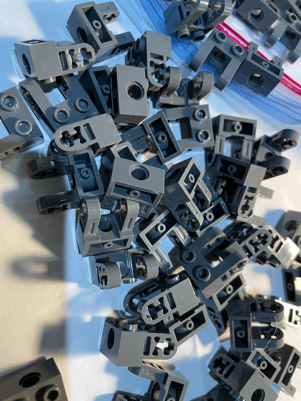 LEGO-NEW-#85943-DARK BLUISH GREY-BRICK 1 X 2 W/HOLE & DUAL LIFTARM-50 ...