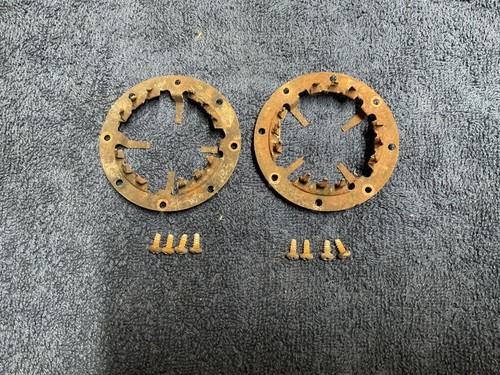 69 70 Buick Riviera GS stage 1 Wheel Hubcap Center Wheel Cap Retainer ...