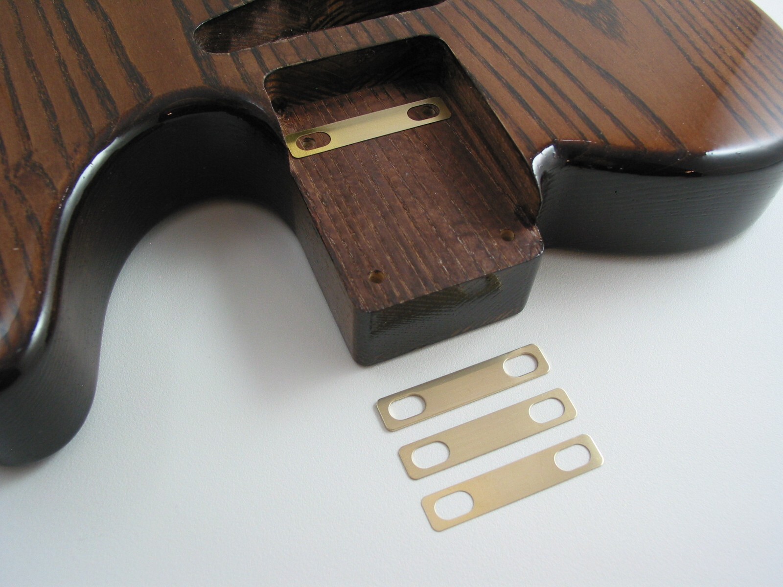 4x Guitar Neck Shims Brass, 2x .2mm, 1x .5mm, 1x 1mm for Stratocaster ...