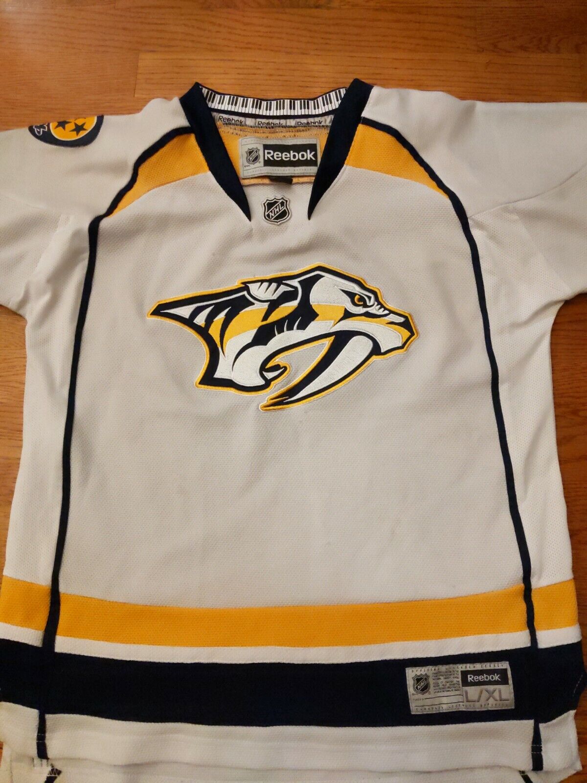 NHL Reebok NASHVILLE PREDATORS JERSEY YELLOW YOUTH L/XL | eBay
