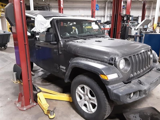 2016-2018 Jeep Grand Cherokee Transmission Heater Cooler 68233384AB OEM ...