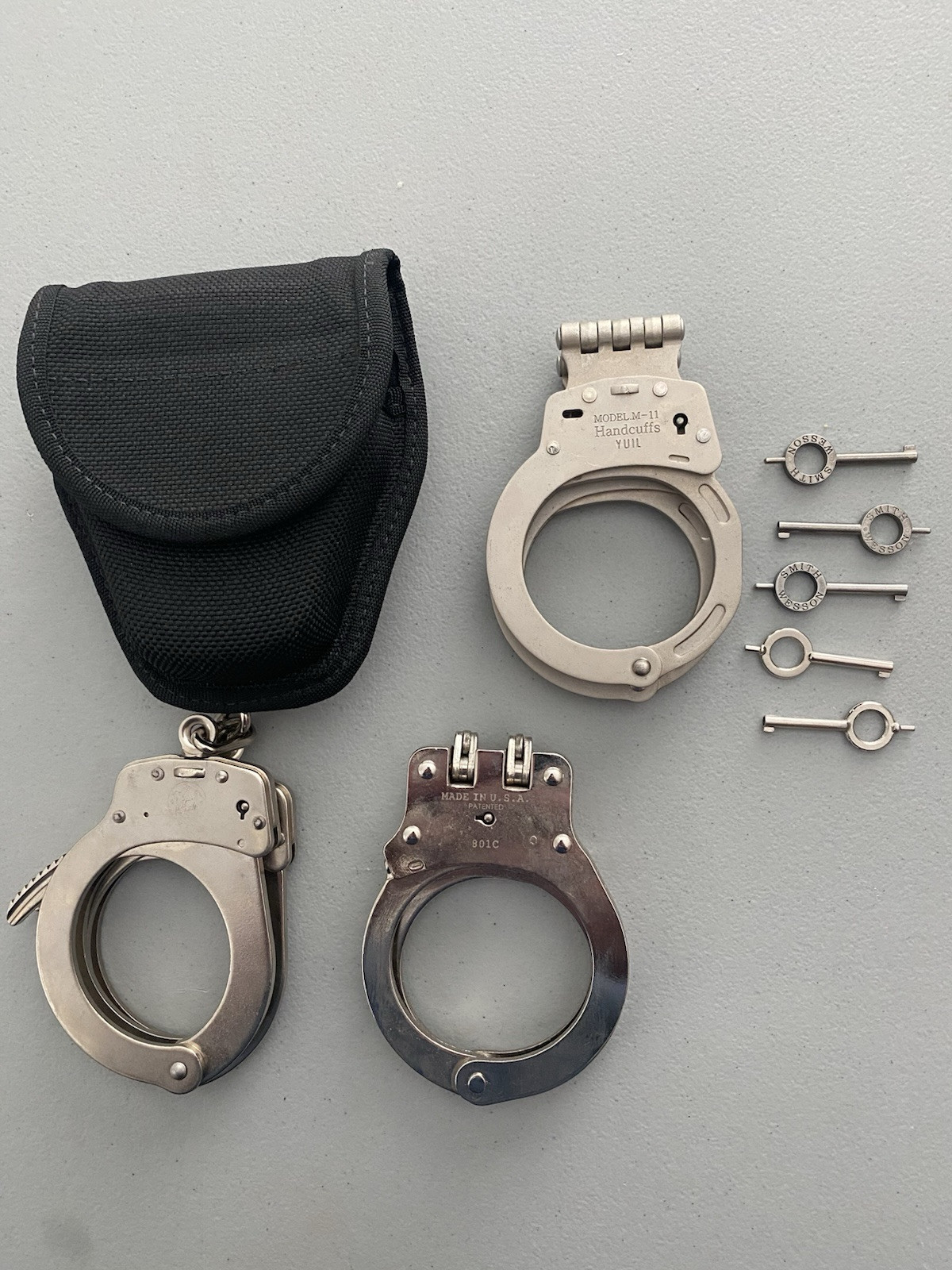 Handcuffs Smith And Wesson 1-1のeBay公認海外通販｜セカイモン
