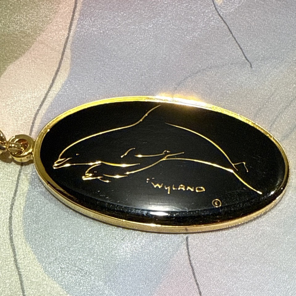 WYLAND ART COLLECTION KEYCHAIN BRASS NICKLE PLATED GOLD TONE DOLPHIN | eBay