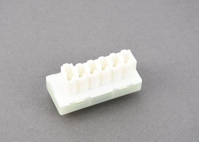 Mercedes-Benz C W204 Power Distributor Block Genuine A0055461040 | eBay