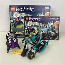 LEGO 8233 Blue Thunder vs. the Stinger Instructions and Parts List