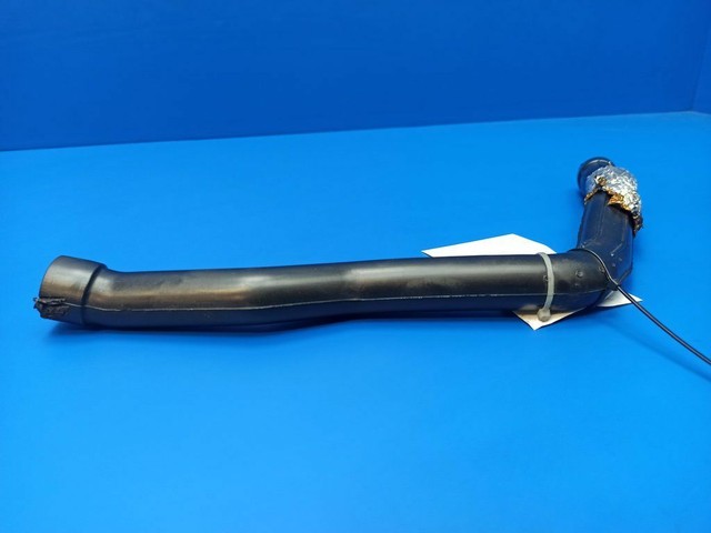 Mercedes-Benz C W204 W212 C207 Breather hose pipe A6510101282 PUM23460 ...