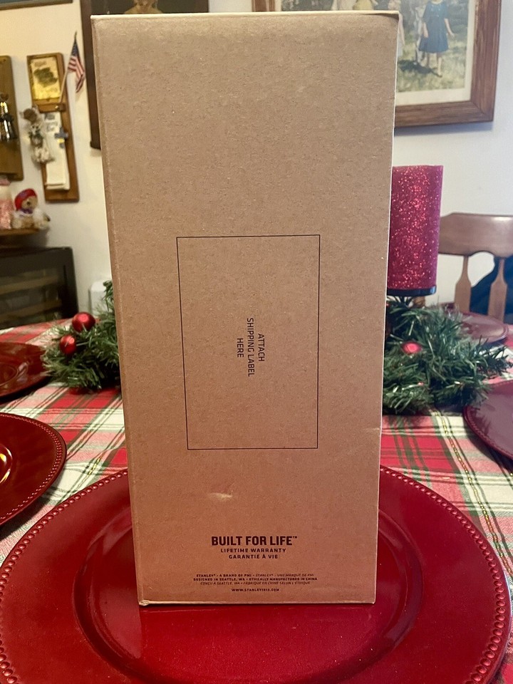 Stanley Mistletoe Twist Quencher Flowstate Tumbler 40oz Limited Edition ...