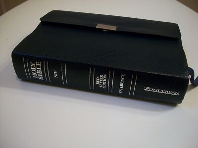 NIV Compact Reference Bible 9780310908128 | eBay