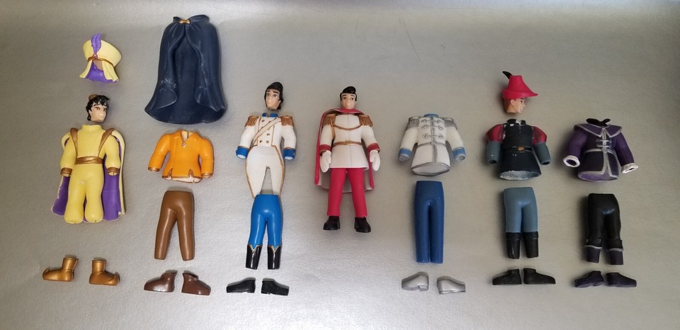Disney PRINCE FASHION SET Aladdin Eric Charming Phillip (7 outfits ...