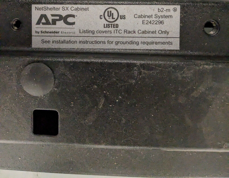 NetShelter SX Cabinet APC Server Rack 52u | eBay