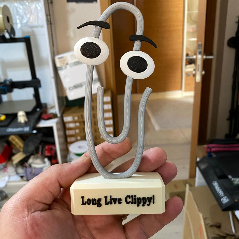 Clippy - Office Assistant Figurine | Fun 3D Printed Desk Decor | Retro ...