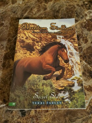 Phantom Stallion - Secret Star - Terri Farley - Book #19 9780060758479 ...