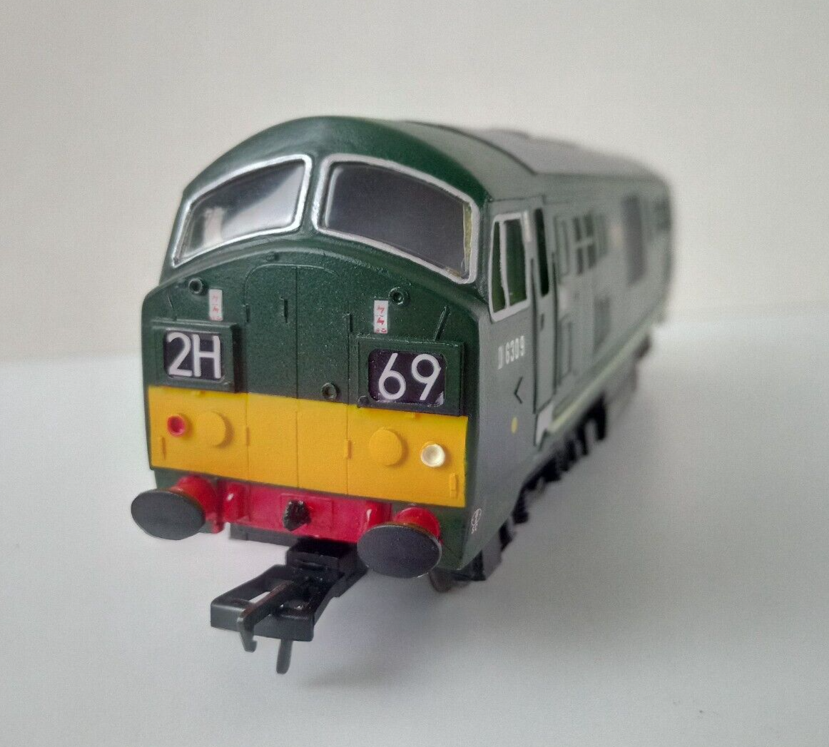Silver Fox OO Gauge NBL Type 2/BR Class 22 Bo-Bo Loco BR Green SYP ...