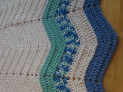 CROCHET BLUE AND WHITE MULTI COLOR BABY BLANKET RIC RAC ZIG ZAG ...