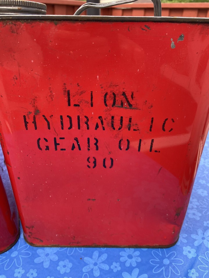 2 Lion 2 Gallon Gear Oil Cans Gas &b Oil Collectible | eBay
