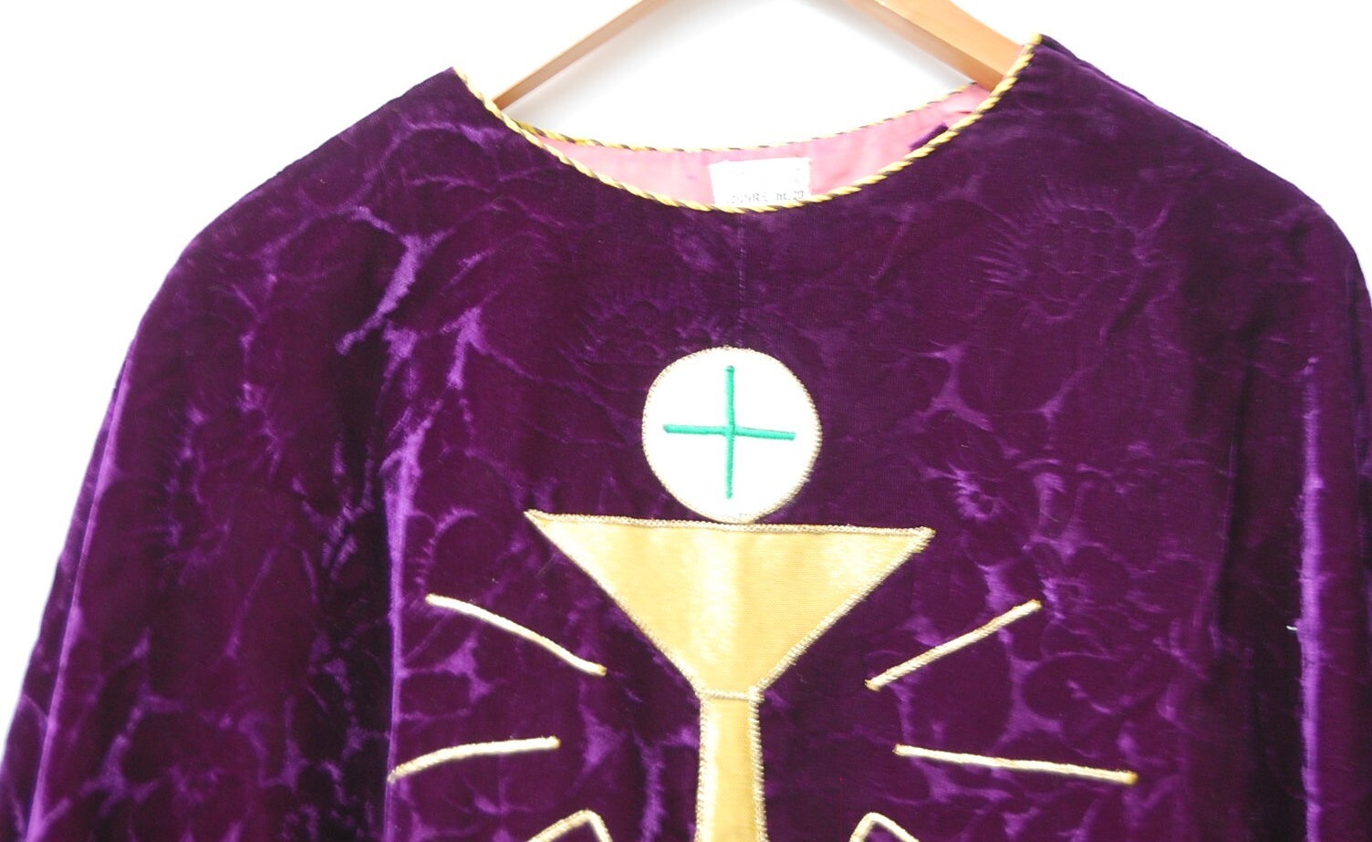 Vintage Purple Velvet Louvre Inc. Vestment Chasuble (#828) Made in ...