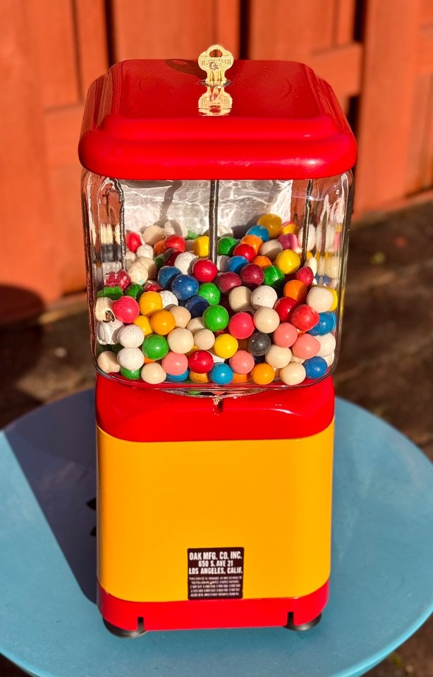 Old Oak Acorn Rarer 2 Cent Space Rocket Moon Gumball Gum Candy Machine ...
