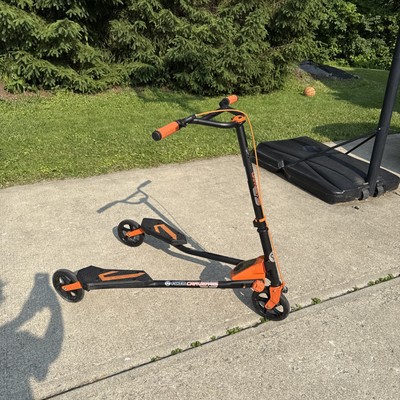 Yvolution Y Fliker C5 Carver Scooter, Wheel Drift Scooter For Kids And ...