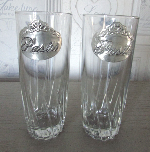 Ensemble de 2 verres à pastis, inscription Pastis en étain, hauteur 14 ...