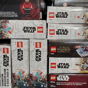 Caylor Bricks And Collectibles | eBay Stores