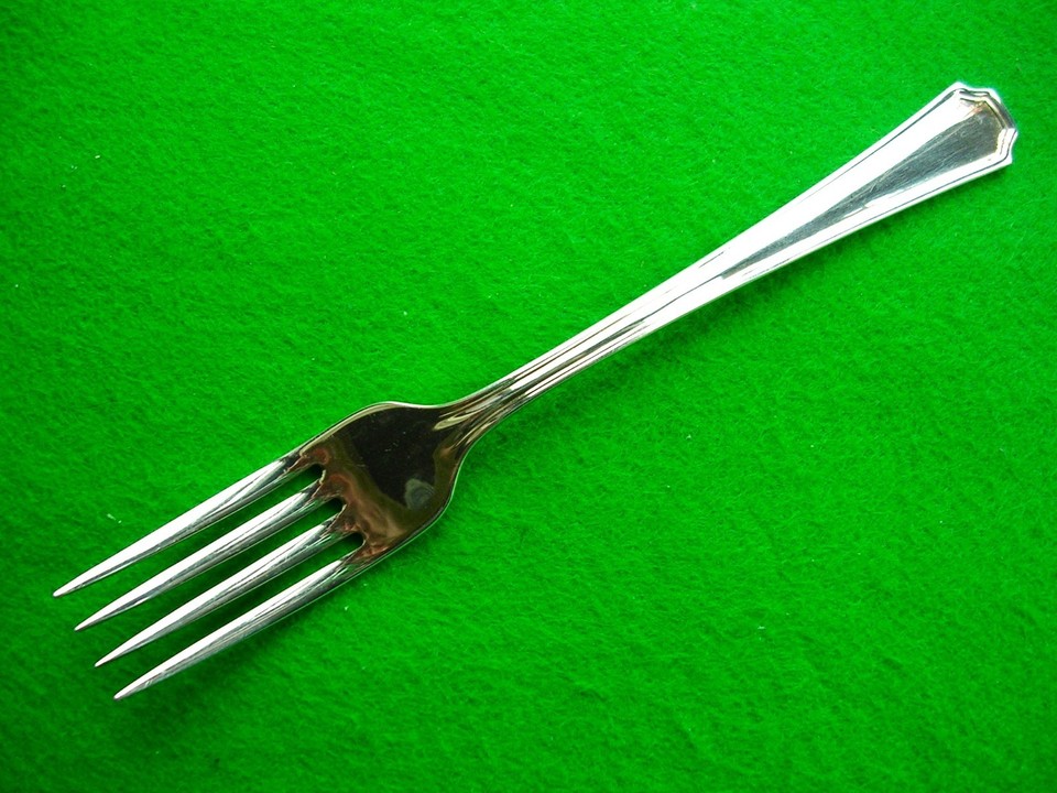 FREE POSTAGE ONEIDA SILVERSMITHS SILVER PLATED BALMORAL SOLD ...