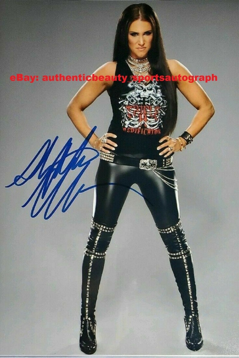 Wwe Stephanie Mcmahon Legs