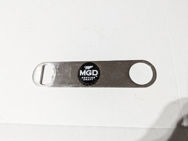 Mgd Beer Logo